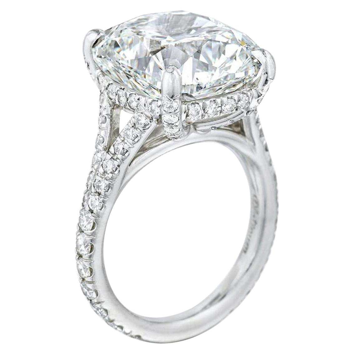 Cushion-Shaped 8.88-Carat Diamond Engagement Ring VS2 'GIA' in Platinum ...