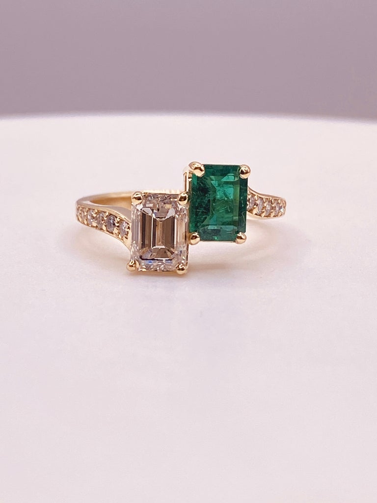 Custom Emerald Cut Diamond and Emerald Gold Ring For Sale at 1stDibs