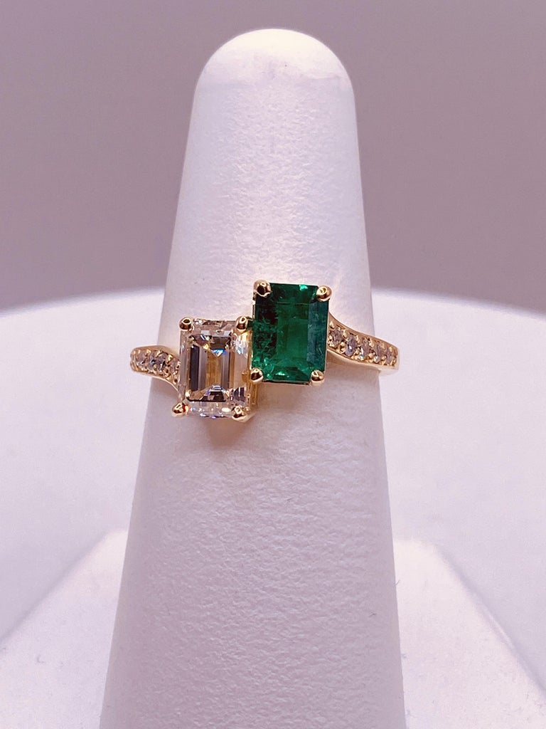 Custom Emerald Cut Diamond and Emerald Gold Ring For Sale at 1stDibs