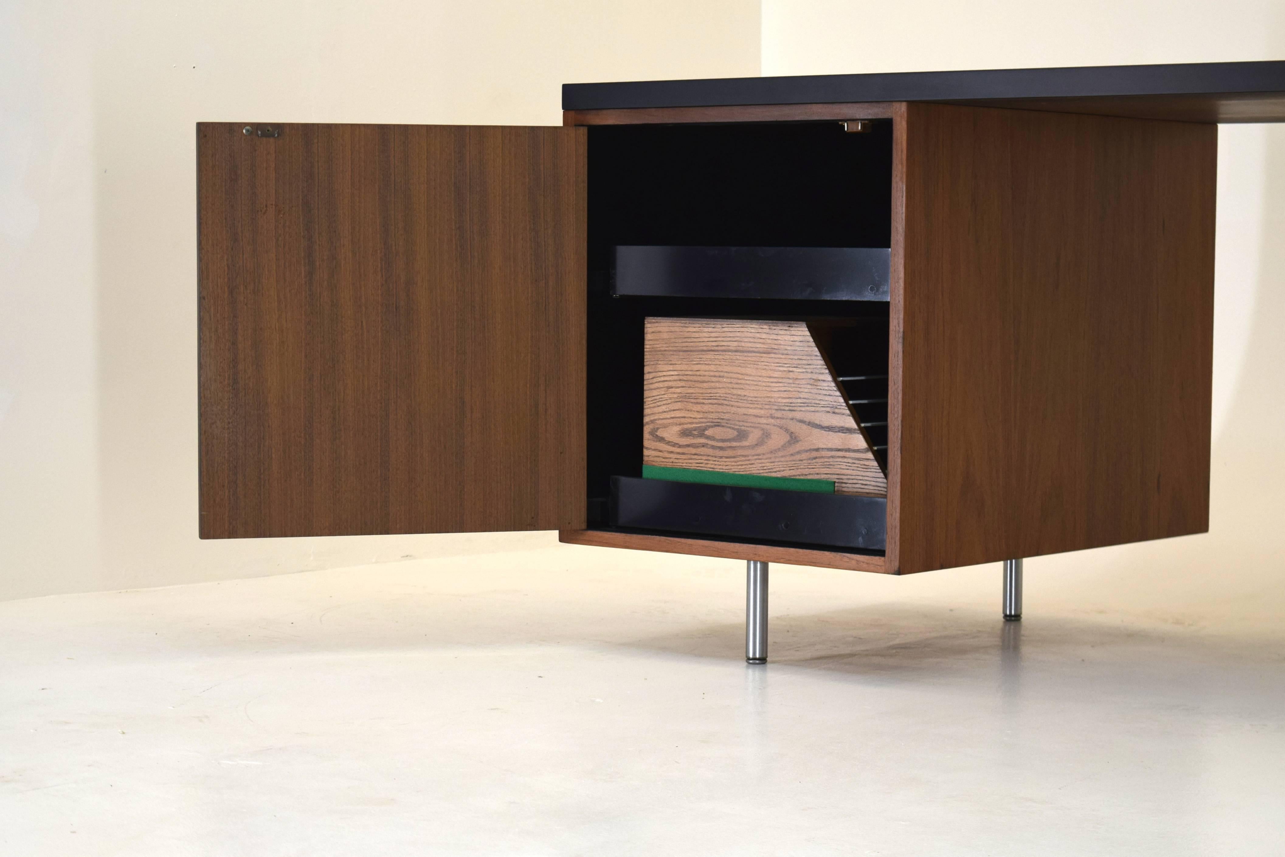 Custom Executive Desk George Nelson Associates for Herman Miller at ...