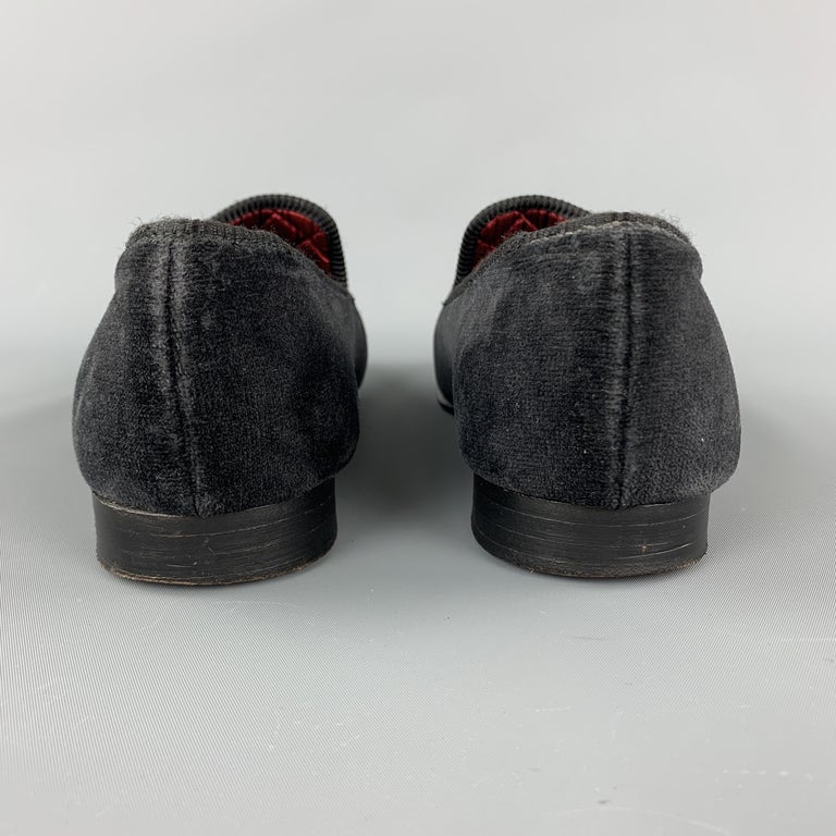 CUSTOM MADE Size 8 Black Embroidery Velvet Slippers Loafers For Sale at ...