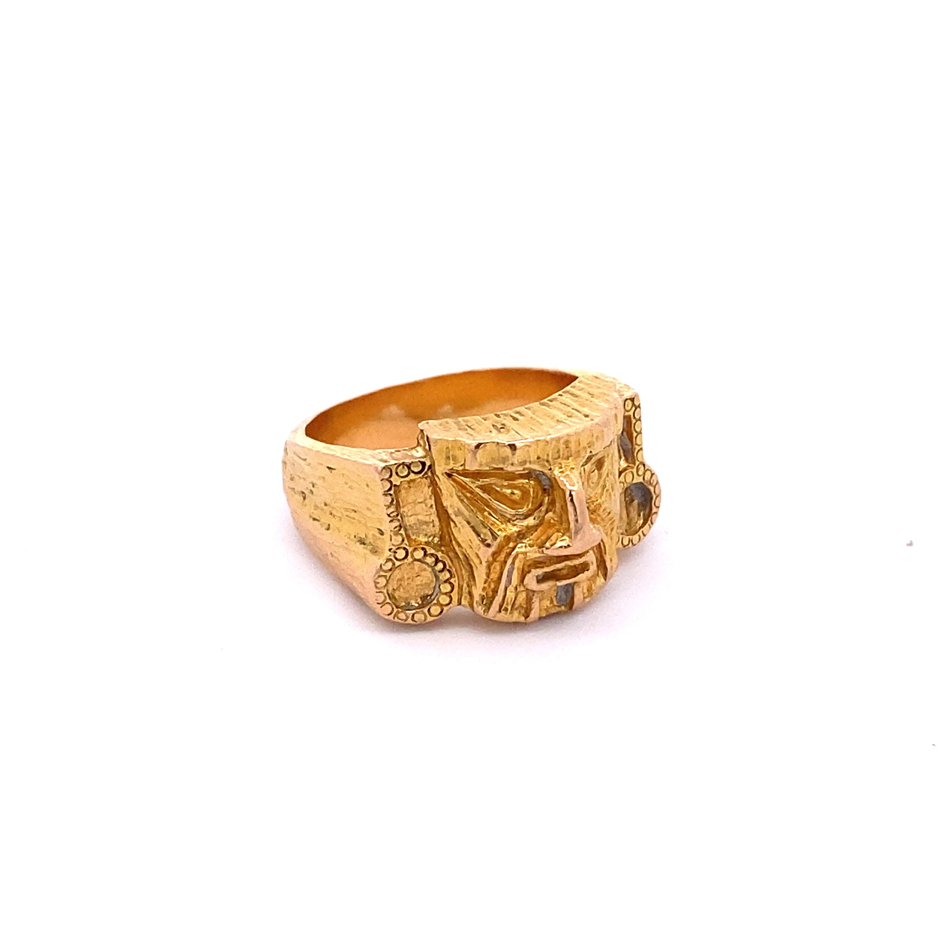 Custom Made Vintage Solid Gold Peruvian Moche Ring For Sale at 1stDibs