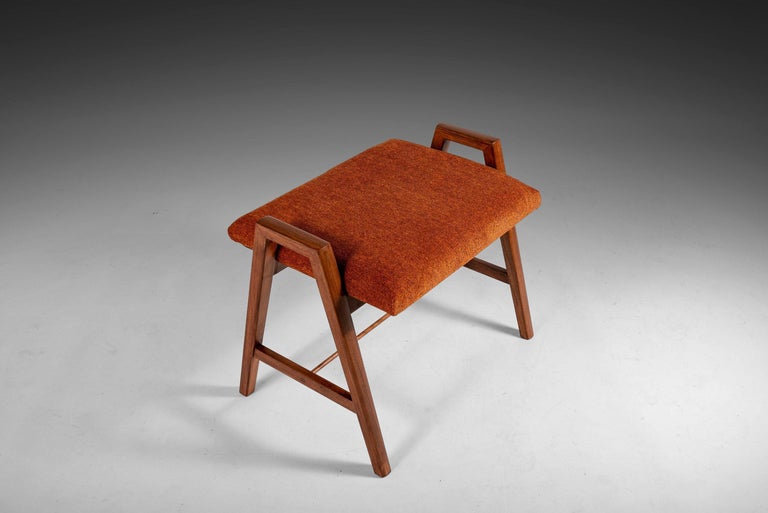 Custom Single Seat Piano Bench Paired Well with the Baldwin Acrosonic ...