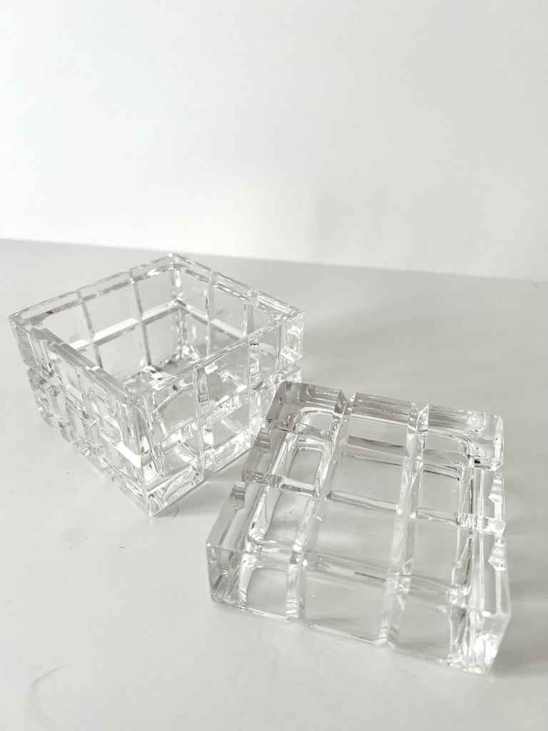 Cut Crystal Lidded Box in the Style of Tiffany and Company For Sale at ...