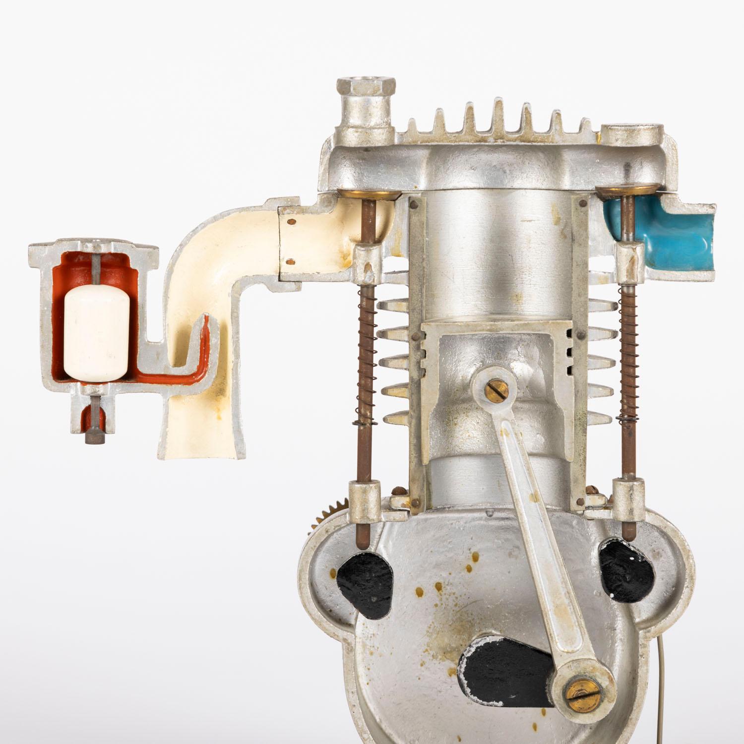 Cutaway Demonstration Models of Internal Combustion Engines by Struers ...