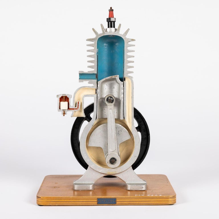 Cutaway Demonstration Models of Internal Combustion Engines by Struers ...