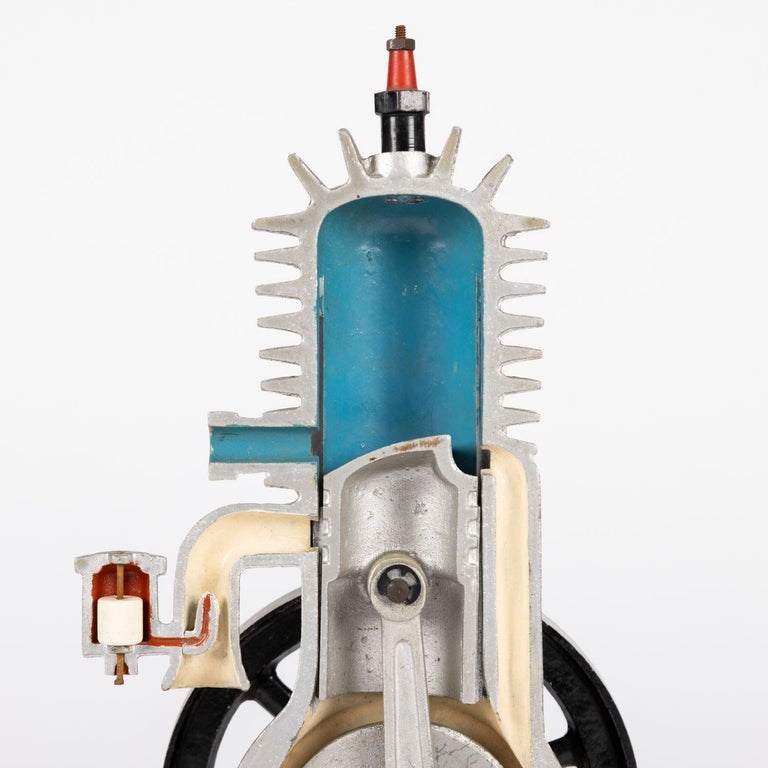 Cutaway Demonstration Models of Internal Combustion Engines by Struers ...