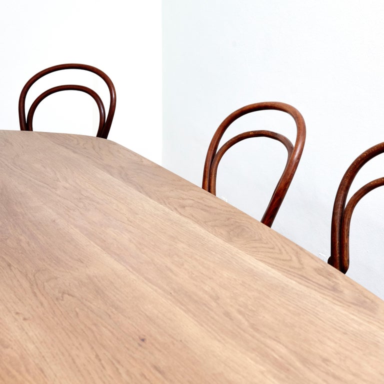 Dada Est. Contemporary, Oak Freeform Dining Large Table For Sale at 1stDibs