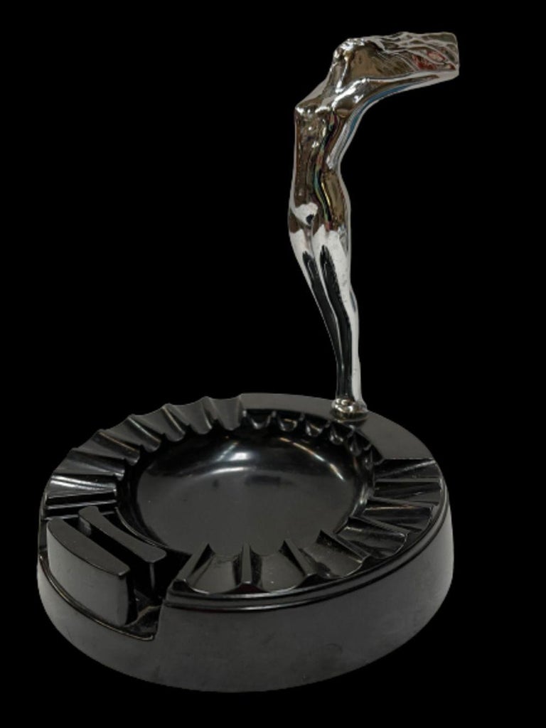 Daka-Ware Chrome and Bakelite Ashtray For Sale at 1stDibs