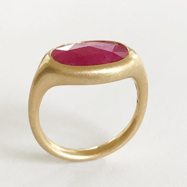 Dalben Big Oval Rose Cut Slice Ruby Yellow Gold Ring For Sale at 1stDibs