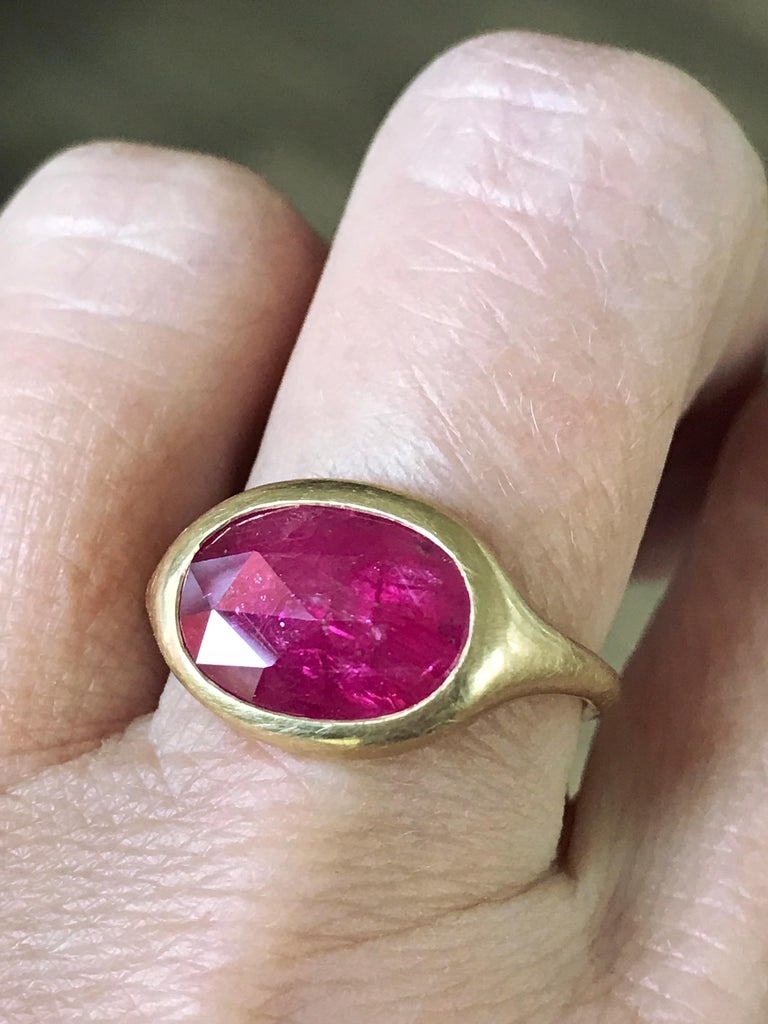 Dalben Big Oval Rose Cut Slice Ruby Yellow Gold Ring For Sale at 1stDibs
