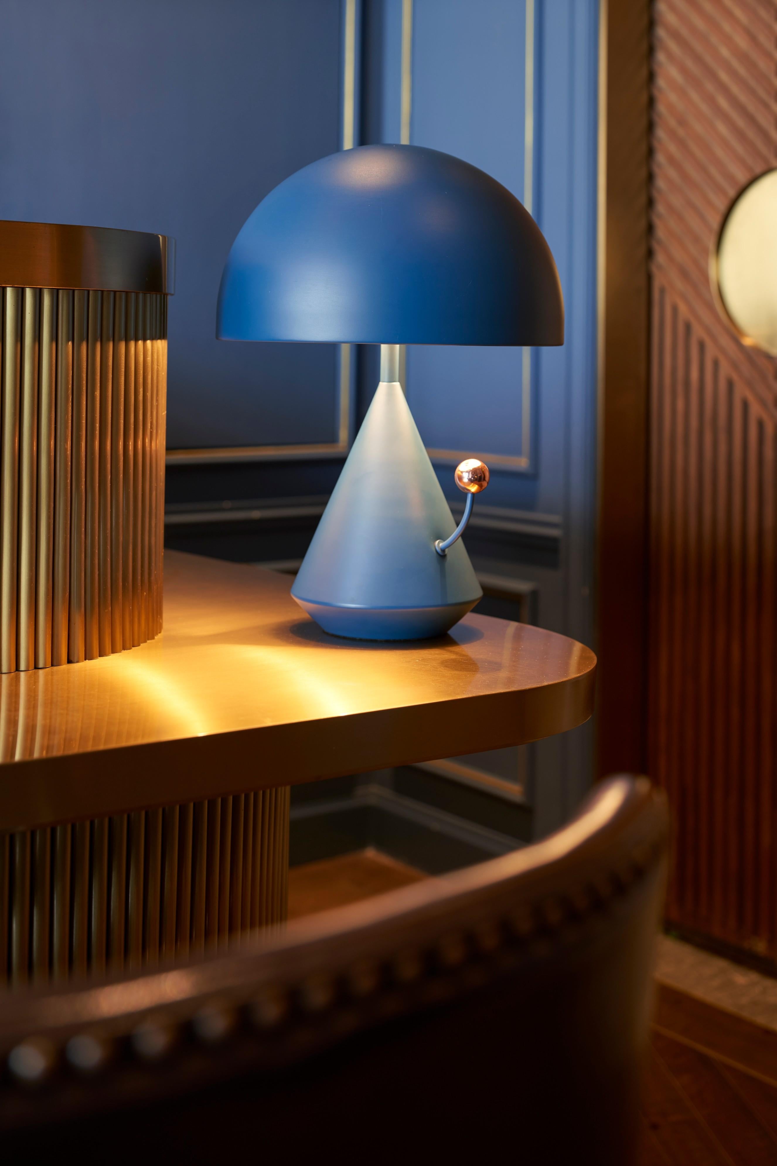 Dali Surrealistic Table Lamp by Thomas Dariel For Sale at 1stDibs