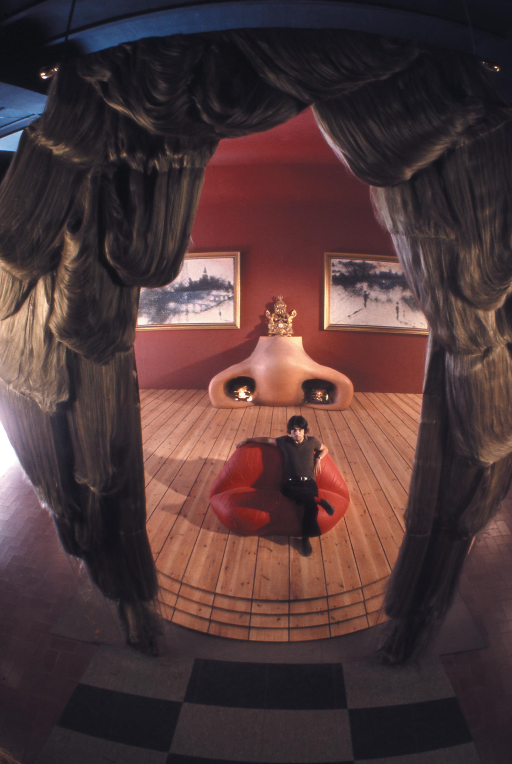 Outdoor Dalilips Sofa by Salvador Dalí 20th Century Surrealist Design ...