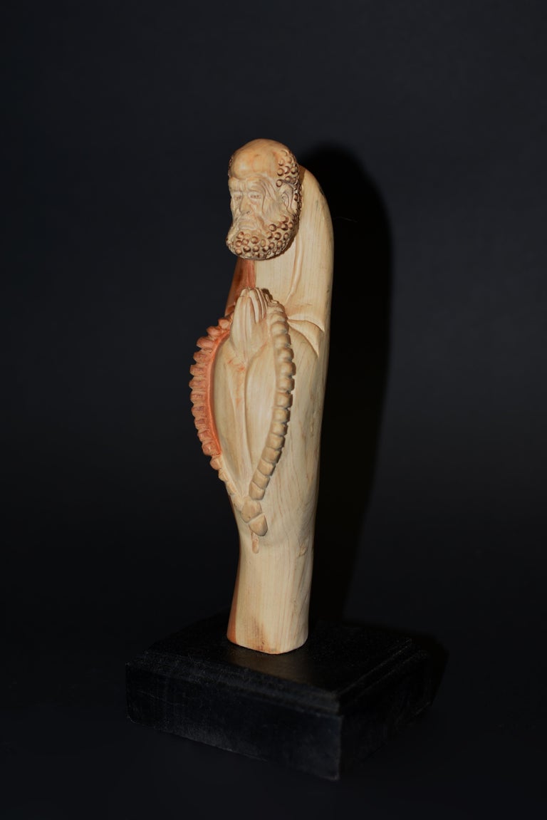 Damo Bodhidharma with Long Prayer Beads For Sale at 1stDibs