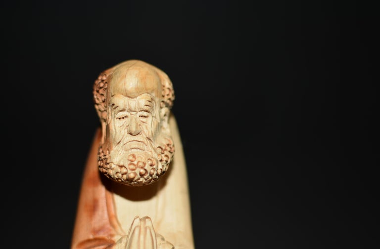 Damo Bodhidharma with Long Prayer Beads For Sale at 1stDibs