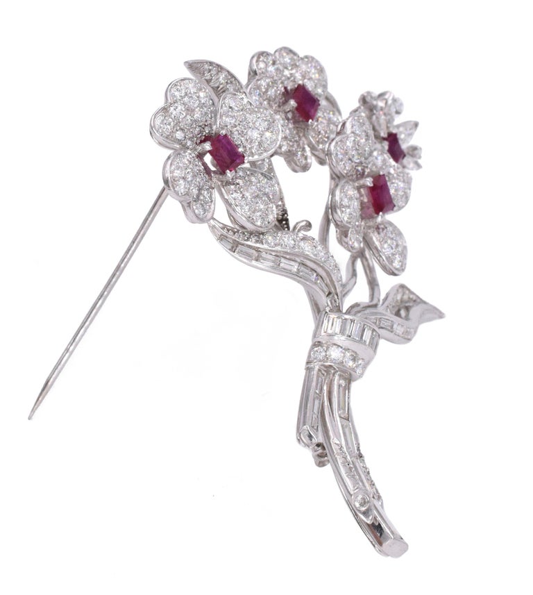 Diamond and Ruby Floral Brooch For Sale at 1stDibs