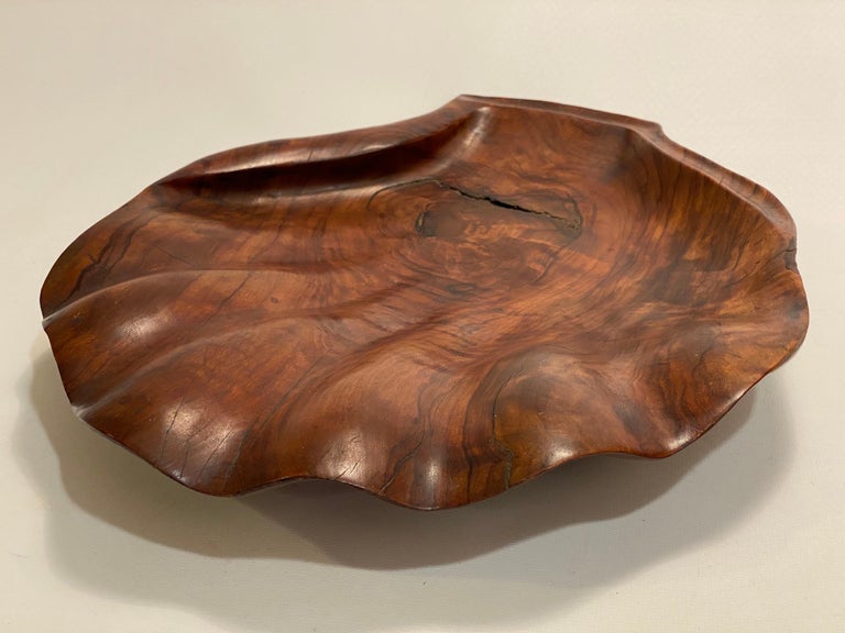 Dan Harner Scallop Shell Carved Wood Catch All For Sale at 1stDibs