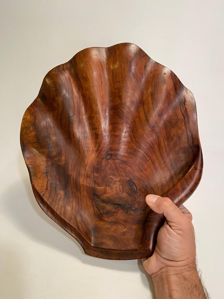 Dan Harner Scallop Shell Carved Wood Catch All For Sale at 1stDibs