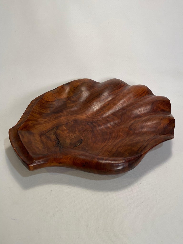 Dan Harner Scallop Shell Carved Wood Catch All For Sale at 1stDibs