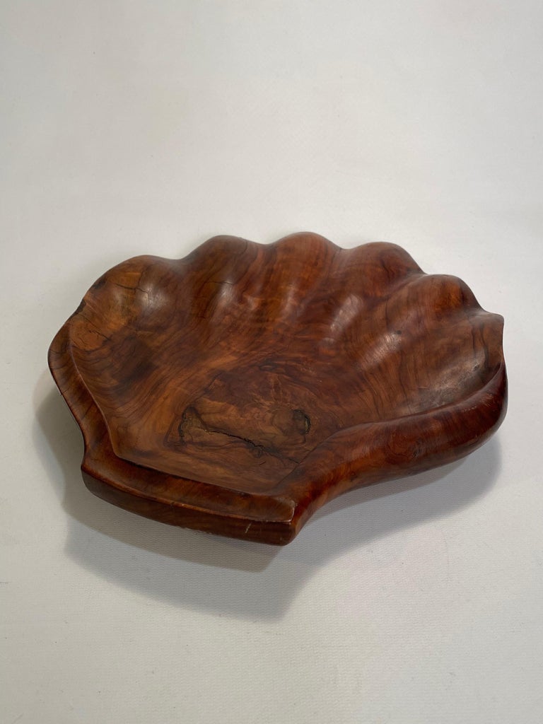 Dan Harner Scallop Shell Carved Wood Catch All For Sale at 1stDibs