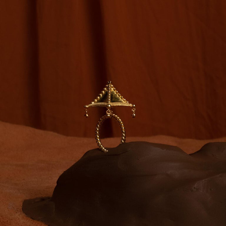 Customizable Dangling Ring Yellow Gold Granulated Ring For Sale at 1stDibs