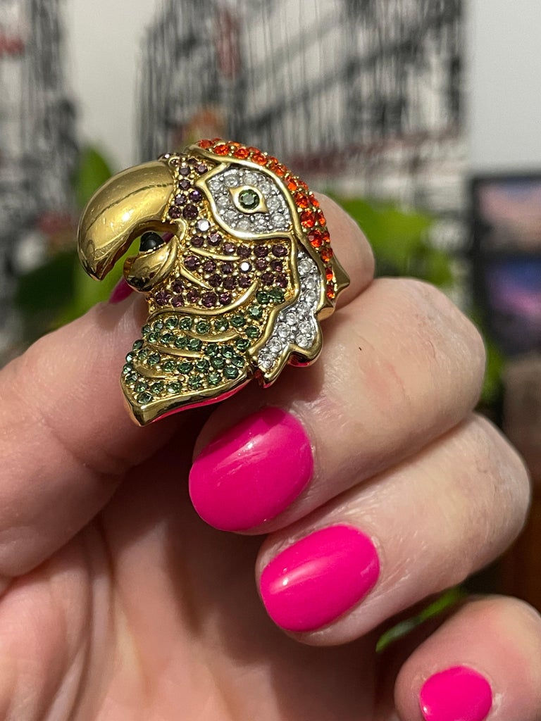 Daniel Swarovski Crystal Encrusted Parrot Head Brooch Pin New, Never ...