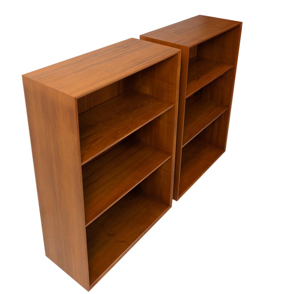 Danish Design Arne Vodder Teak Bookcase for Sibast, 1960s at 1stDibs