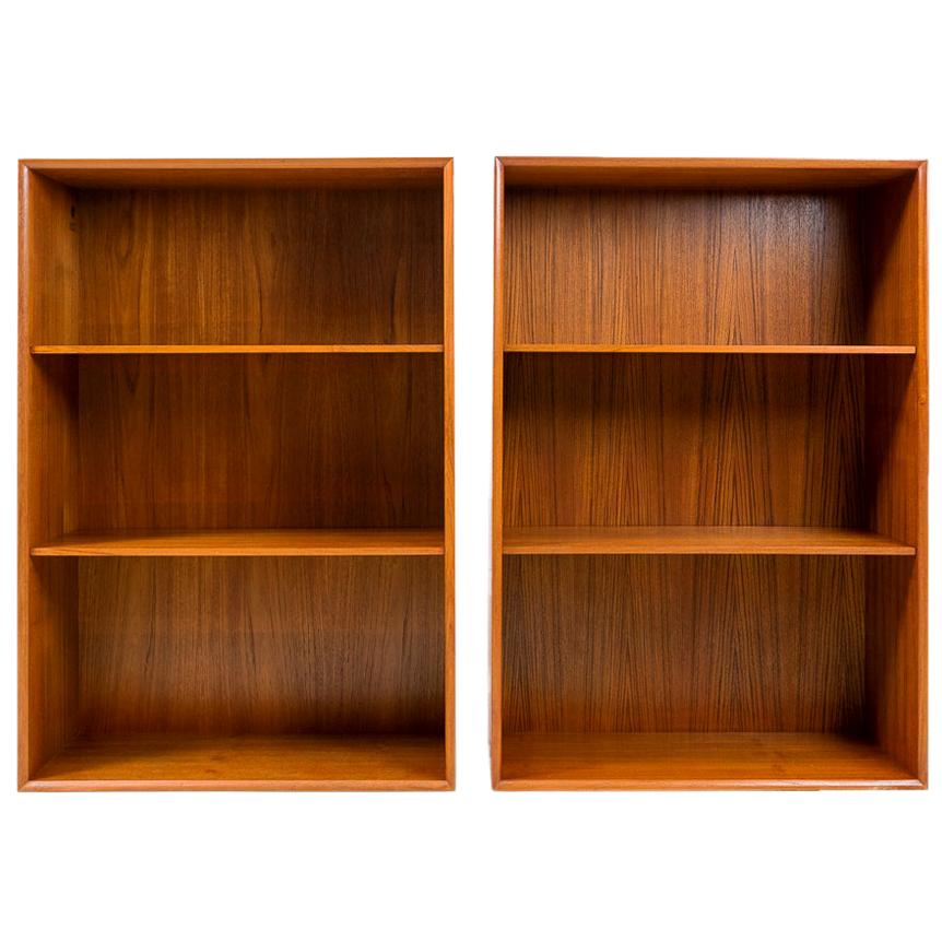Danish Design Arne Vodder Teak Bookcase for Sibast, 1960s at 1stDibs