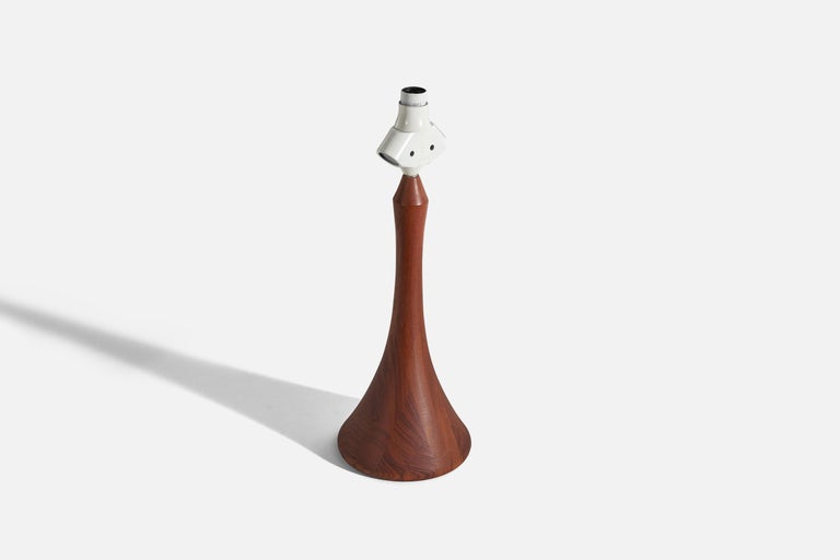 Danish Designer, Table Lamp, Solid Teak, Denmark, 1950s For Sale at 1stDibs