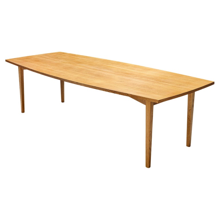 Danish Extendable Dining Table in Oak For Sale at 1stDibs