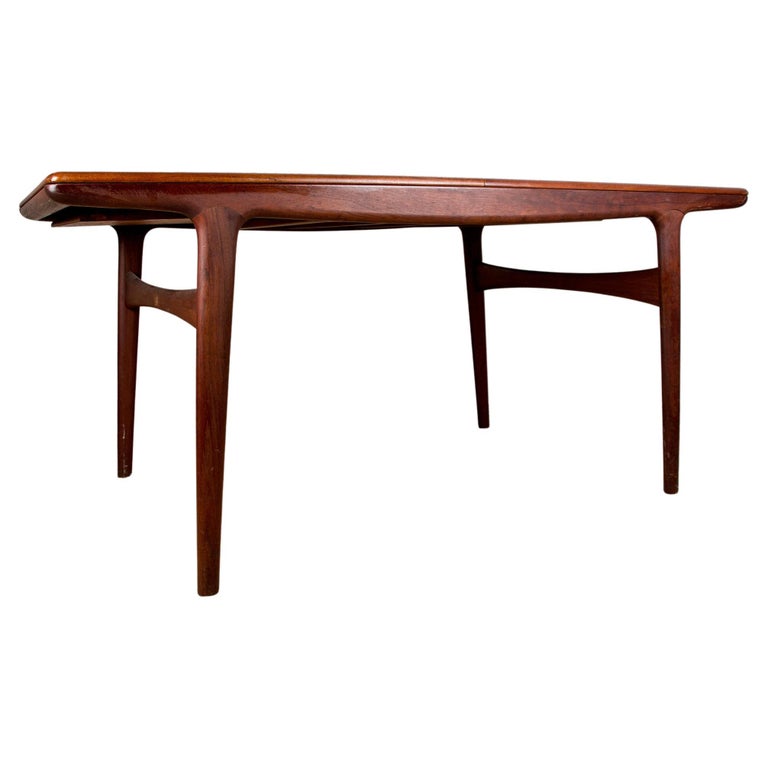 Danish extendable dining table in teak model 217 by Arne-H Olsen for ...