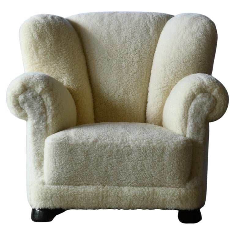 Danish Fritz Hansen Style Large Size Club Chair in Lambswool, 1940s For ...