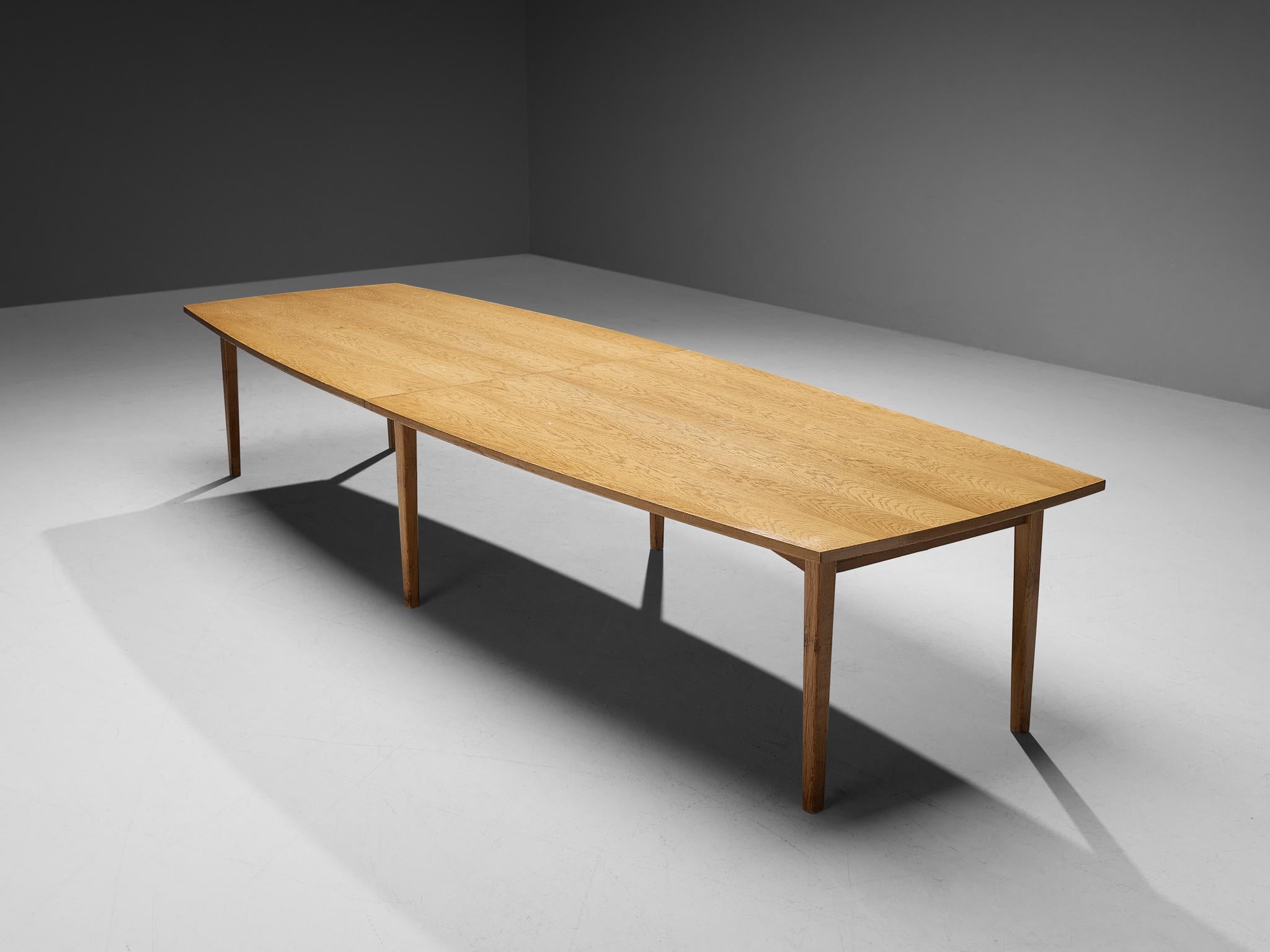 Danish Large Dining Table in Oak For Sale at 1stDibs