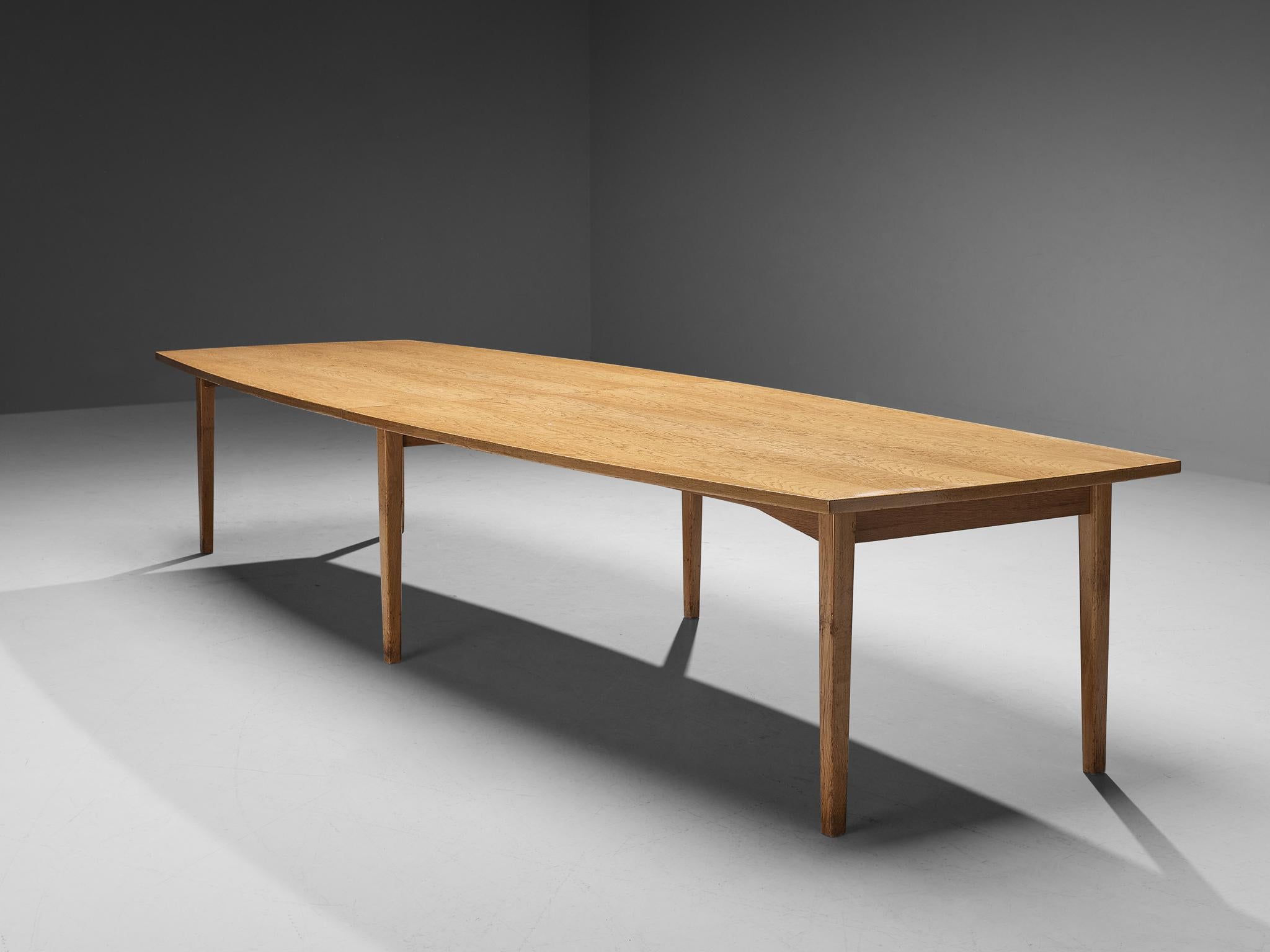 Danish Large Dining Table in Oak For Sale at 1stDibs