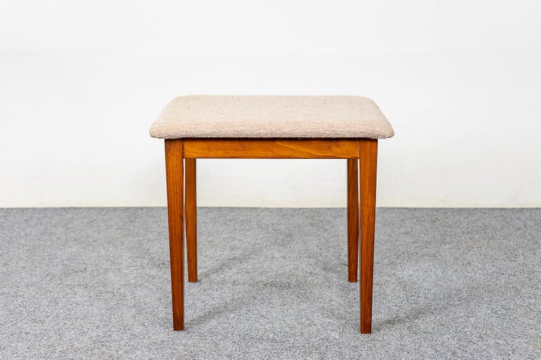 Danish Mid-Century Pine Footstool For Sale at 1stDibs