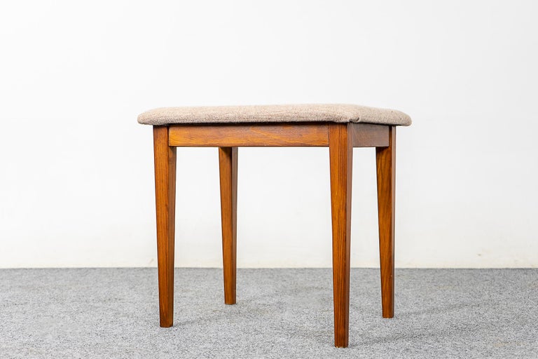 Danish Mid-Century Pine Footstool For Sale at 1stDibs