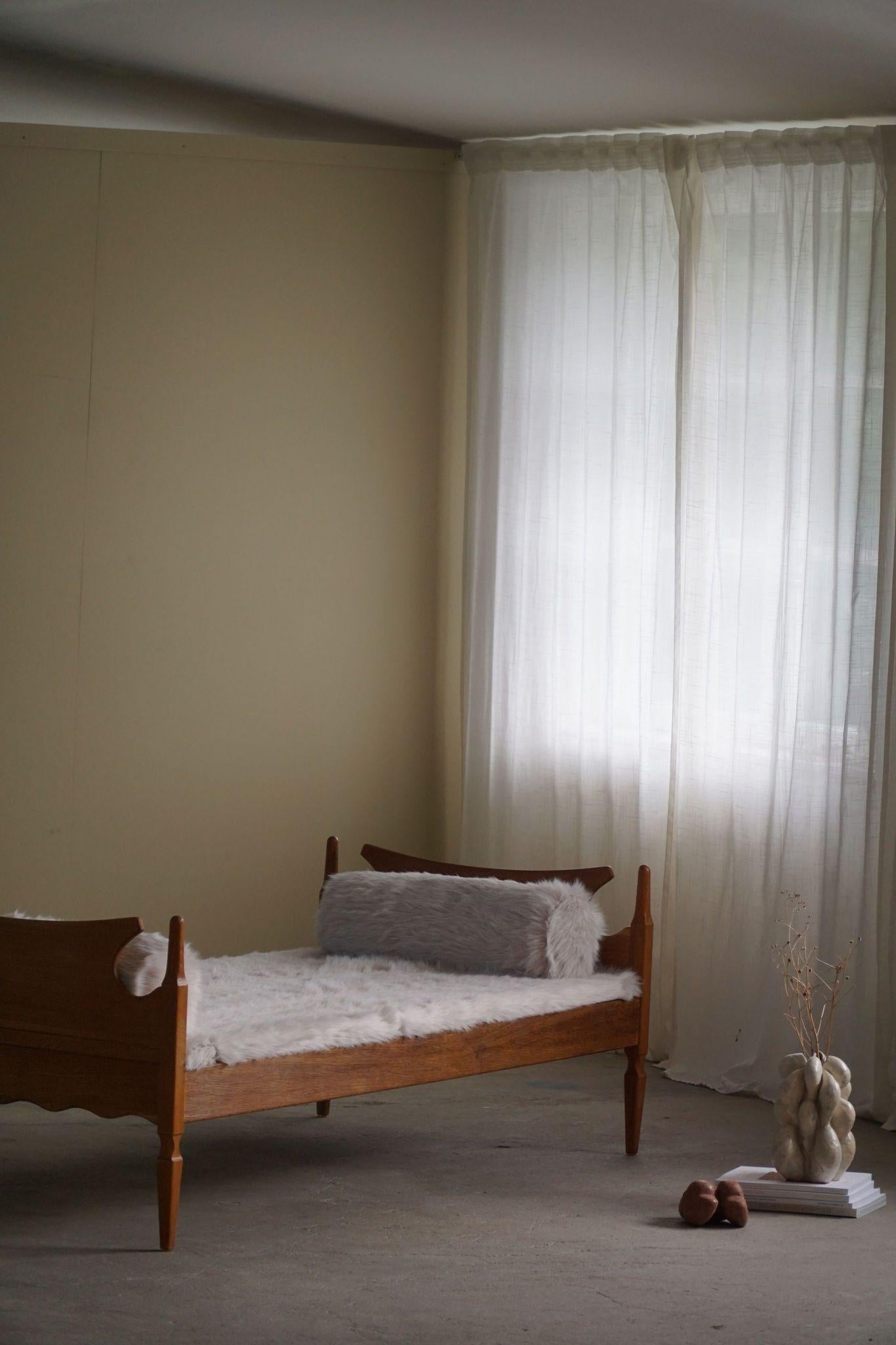 Danish Mid-Century "Razorblade" Bed in Oak, Made by Henning Kjærnulf ...