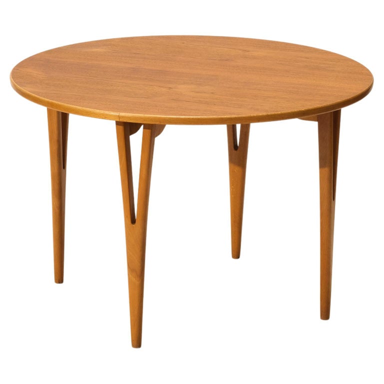Danish Mid-Century Round Coffee Table in Teak and Beech For Sale at 1stDibs