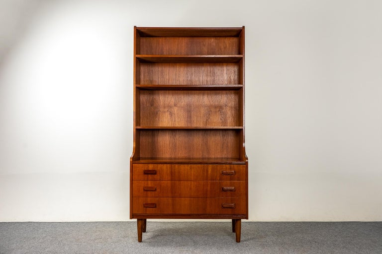Danish Mid-Century Teak Bookcase with Chest of Drawers For Sale at 1stDibs