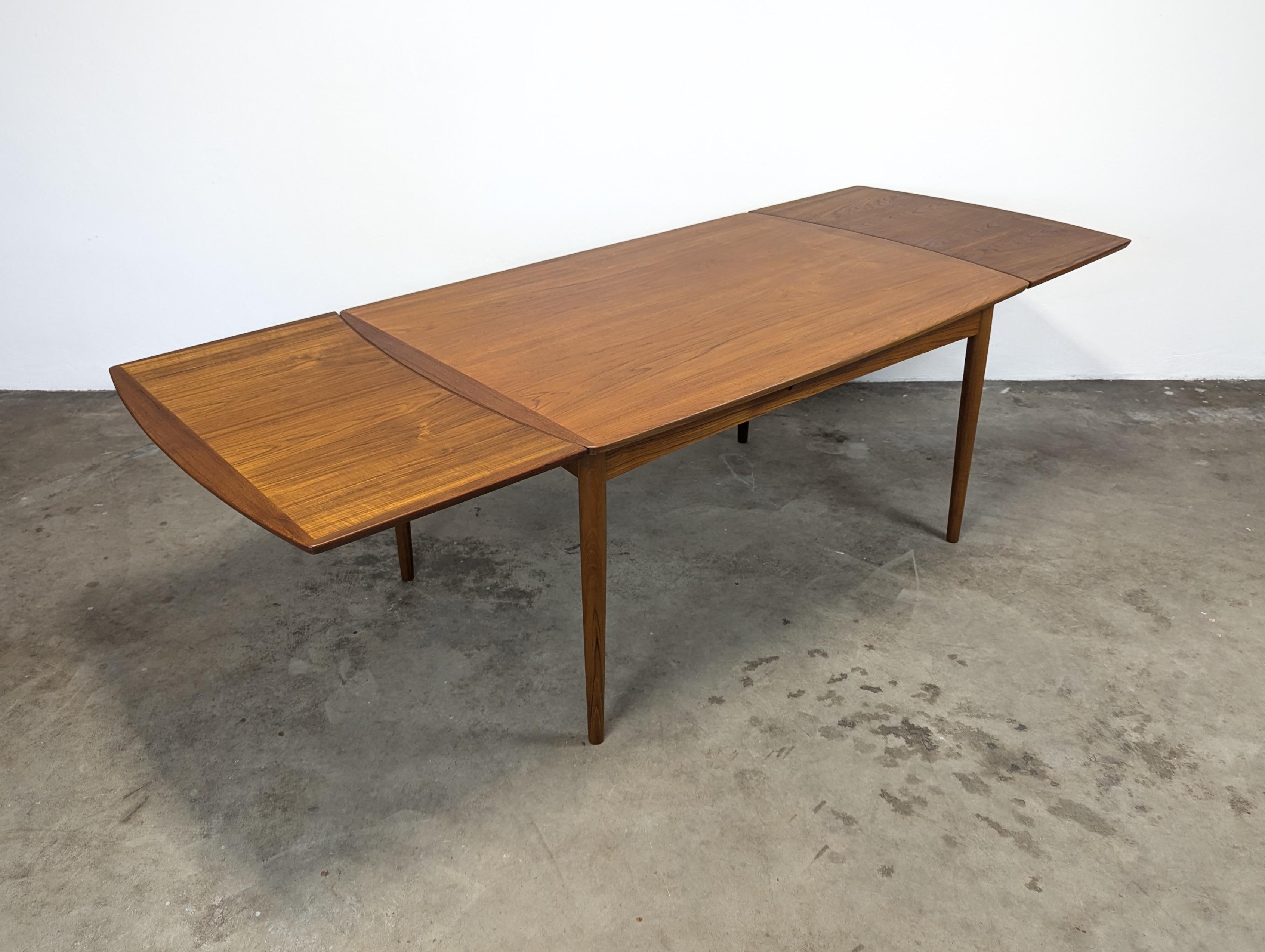 Danish Mid Century Teak Expandable Dining Table Dining by Povl Dinesen ...