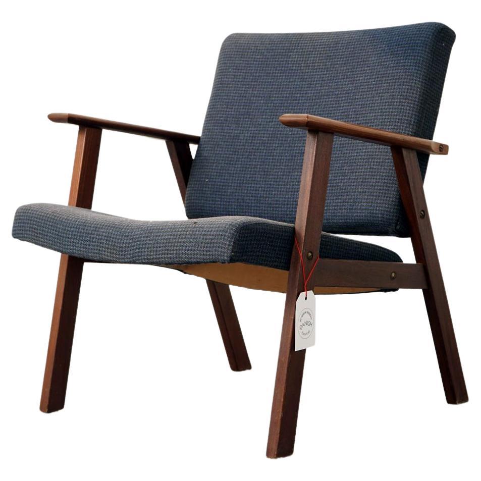 Rb Easy Chair, Modern Lounge Chair Handcrafted in Walnut For Sale at ...