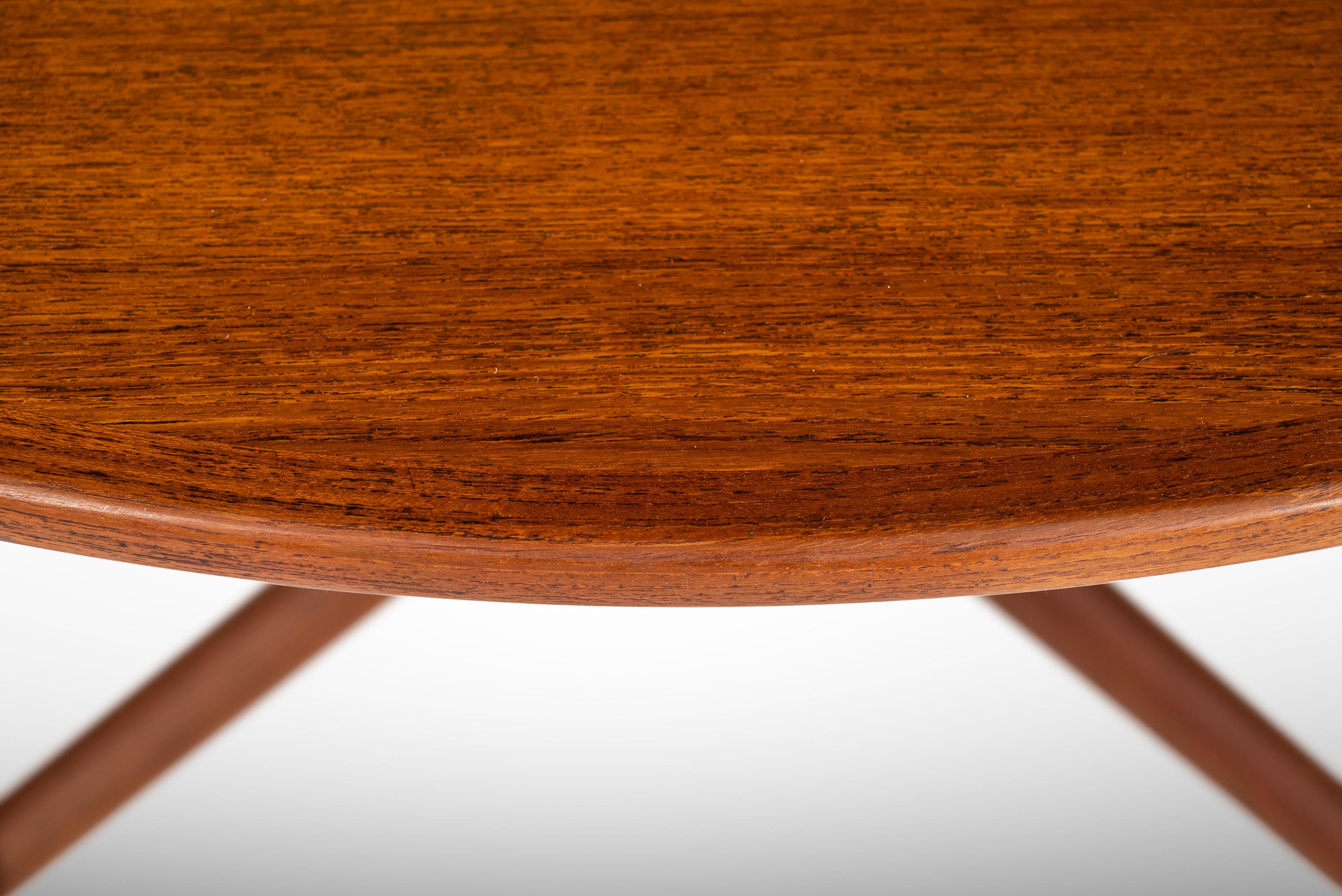 Danish Modern Dining Table in Teak Pedestal Base by Gudme Mobelfabrik ...