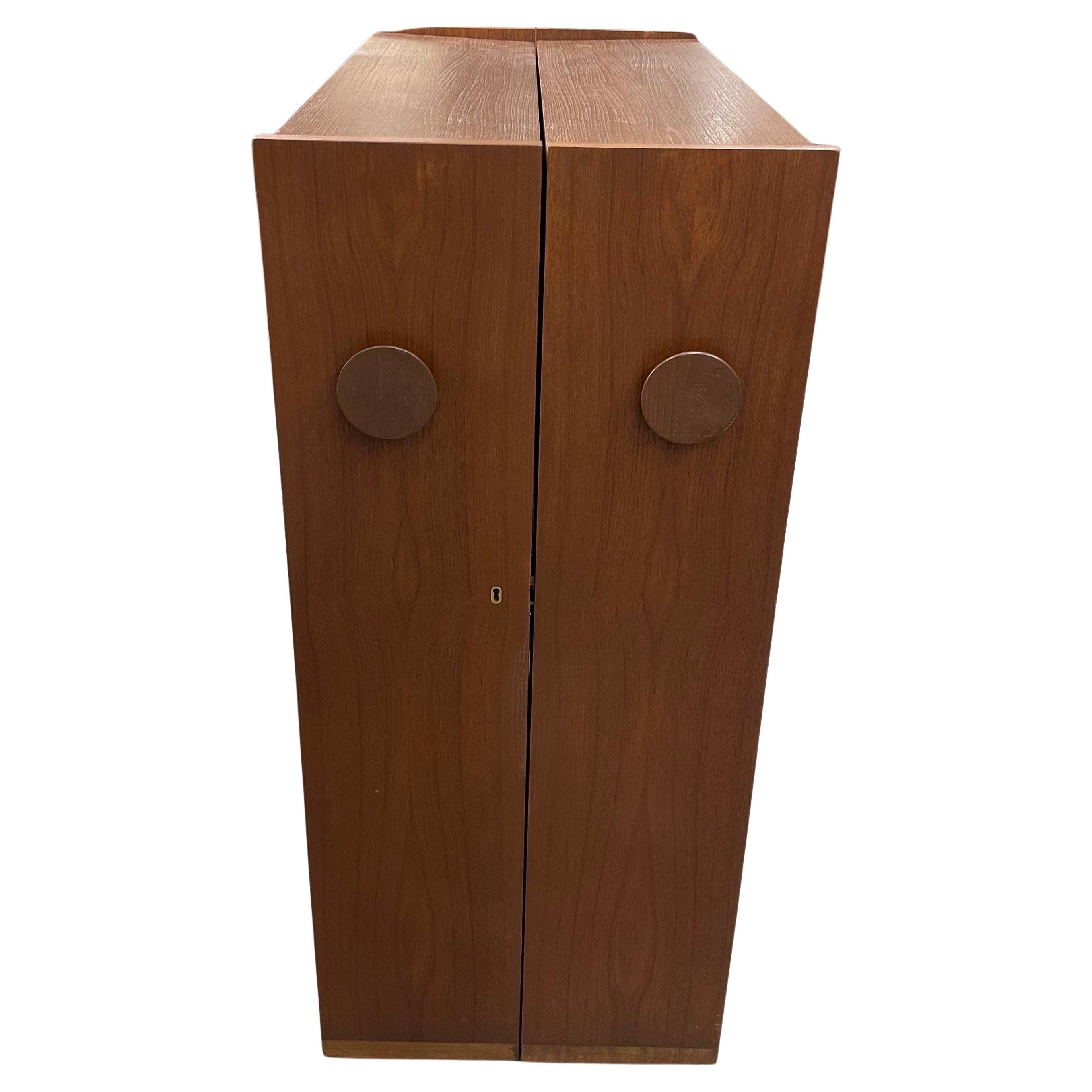 Danish Modern Expansion Bar in Teak by Johannes Andersen for Drylund ...