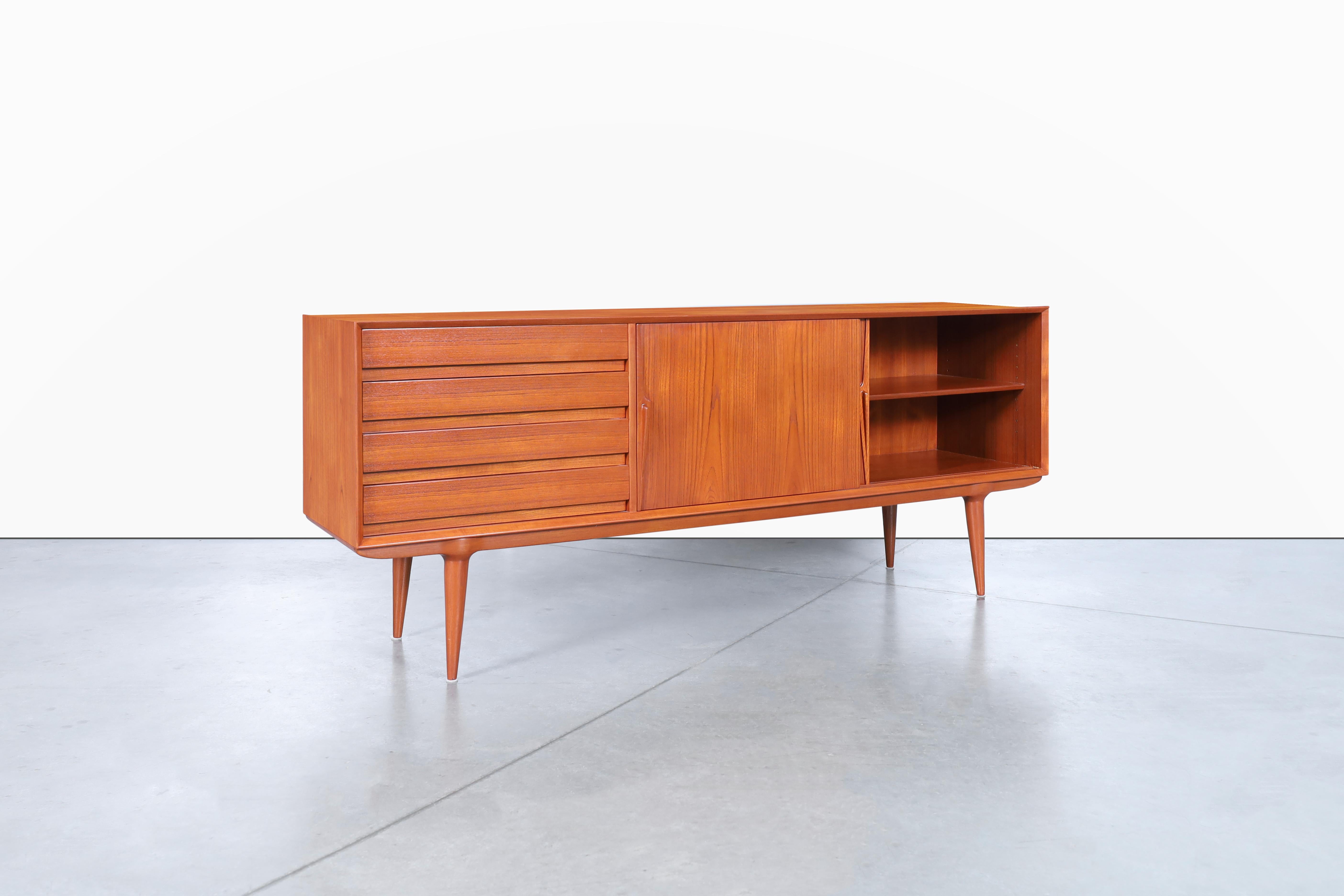 Danish Modern Model-18 Teak Credenza by Gunni Omann for Omann Jun For ...