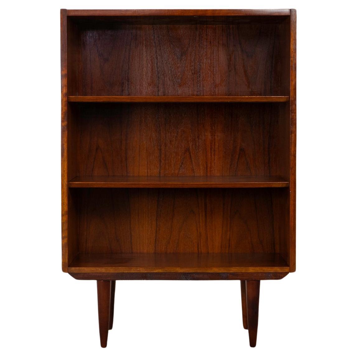 Danish Modern Rosewood Bookcase For Sale at 1stDibs