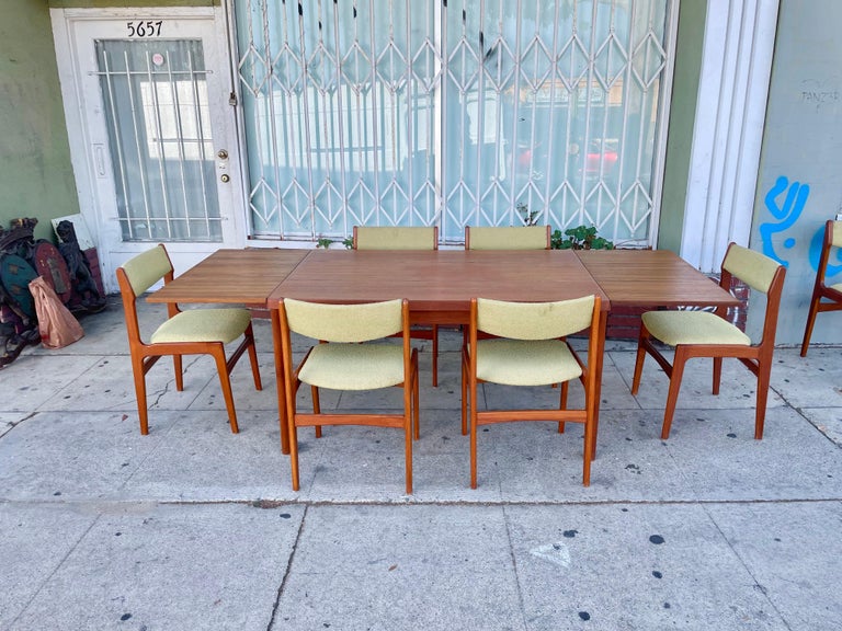 Danish Modern Teak Dining Set of 9 For Sale at 1stDibs