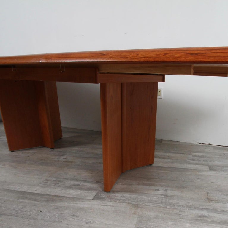 Danish Modern Teak Extension Dining Table For Sale at 1stDibs