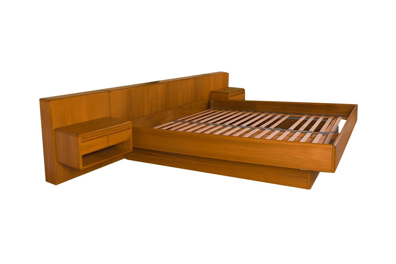 Danish Modern Teak King Platform Bed With Floating Nightstands For Sale At 1stdibs