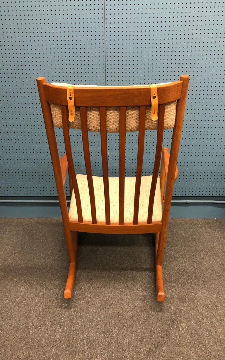 Danish Modern Teak Rocking Chair/Rocker at 1stDibs | hans wegner stole