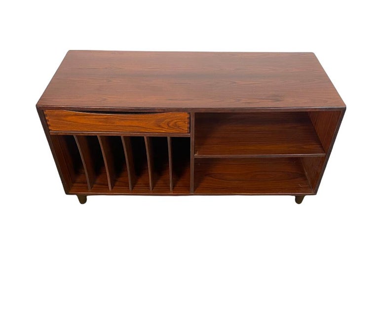 Danish Modern Turntable Record Player Media Cabinet at 1stDibs ...